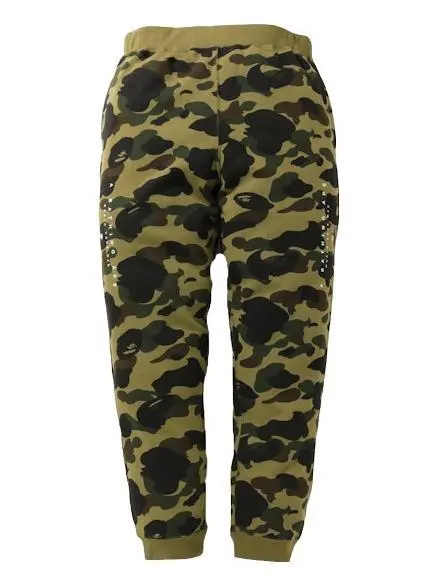 A BATHING APE 1st Camo Sweatpants - Green