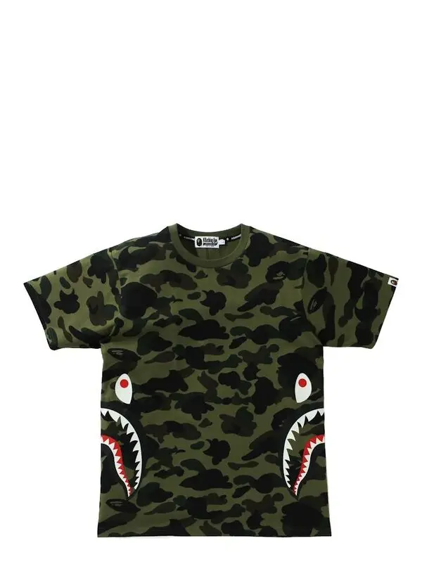 A BATHING APE 1st Camo Side Shark Tee Shirt - Green