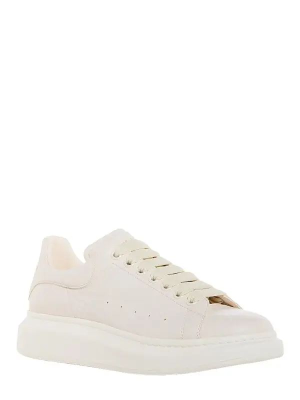 Alexander McQueen Grainy Leather Oversized Sneaker - Off White