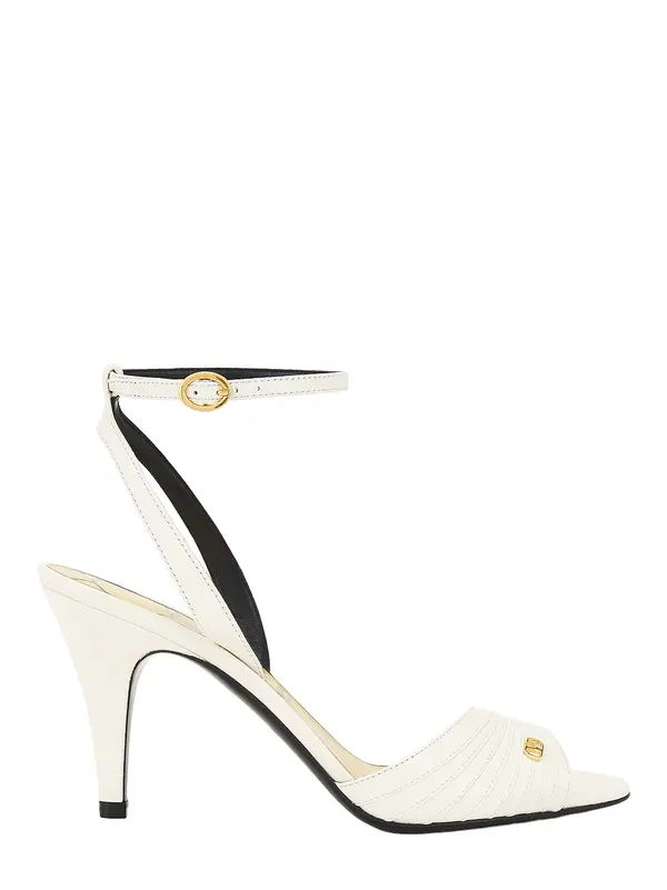Valentino Garavani Ladycrush Sandal - Ivory