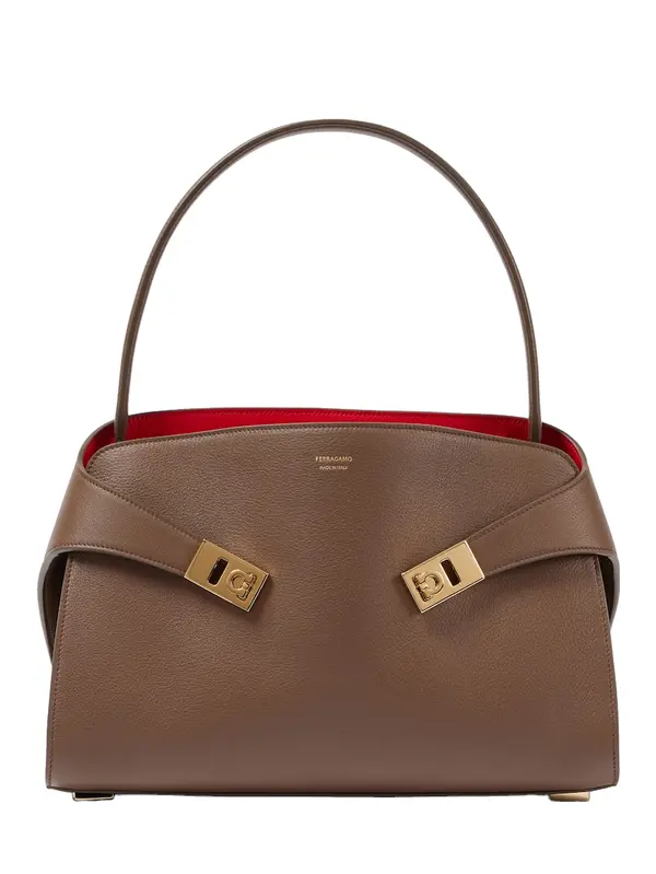 FERRAGAMO Hug Medium Leather Shoulder Bag - Red