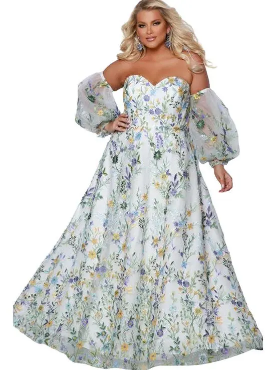 SYDNEY'S CLOSET Floral Sweetheart Neckline A-line Gown - Ivory Floral