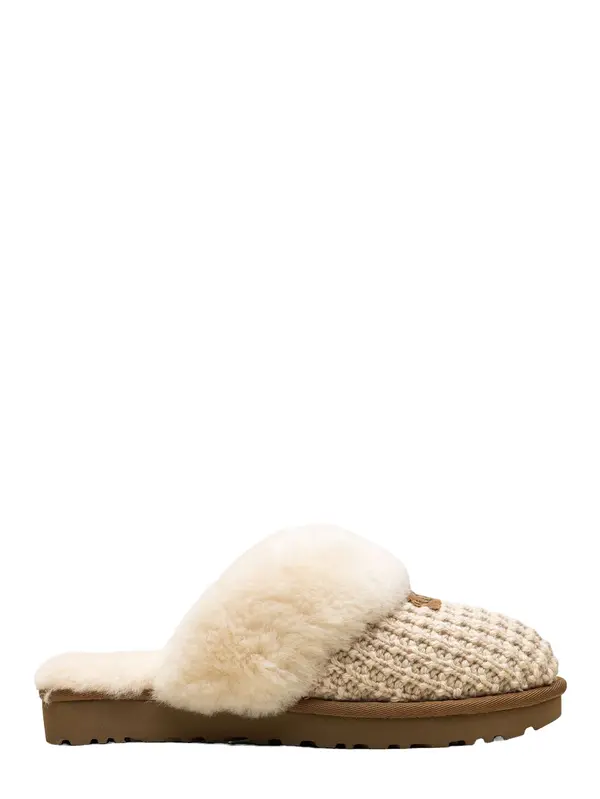UGG Cozy Slippers - Cream