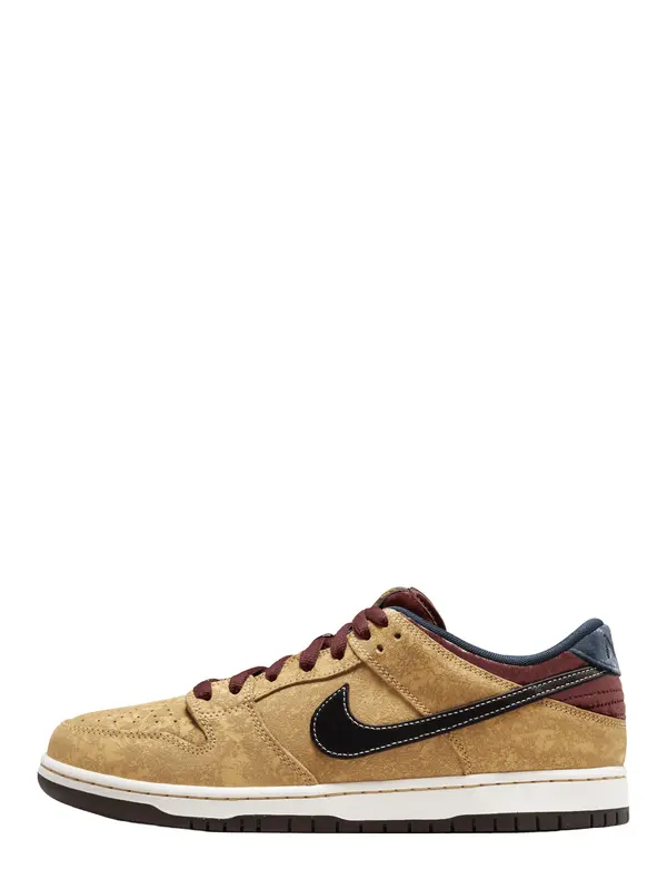 Nike Dunk Low Pro Skate Shoes - Brown