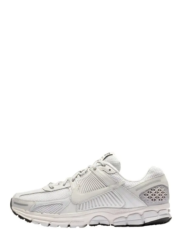 Nike Zoom Vomero Shoes - Grey