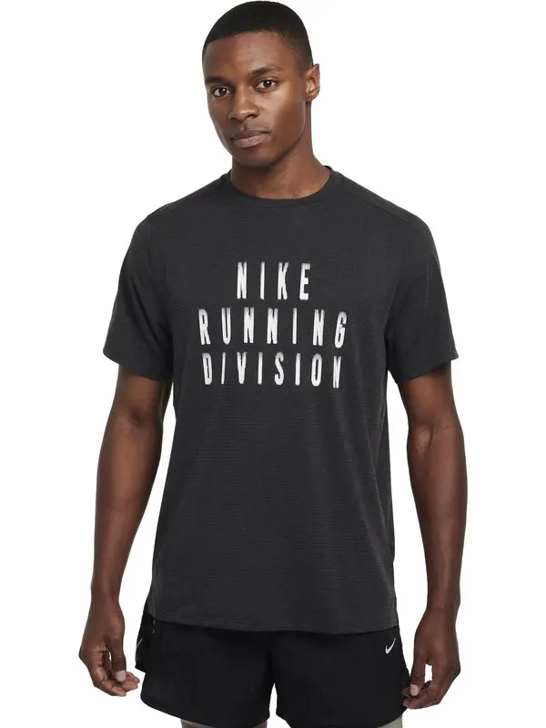 Nike Rise 365 Running Division Dri-fit Short-sleeve Top - Black