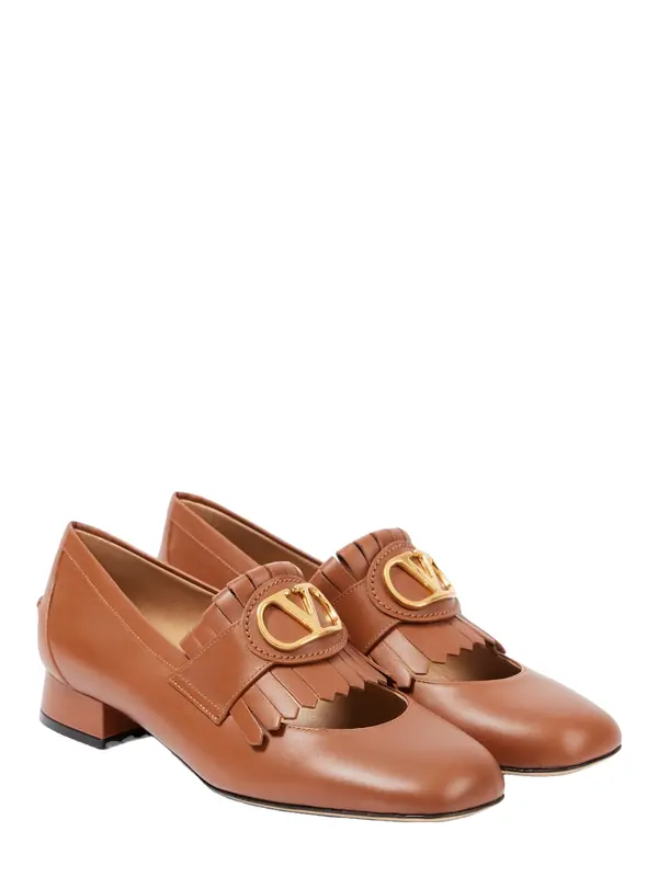 Valentino Garavani Vlogo Signature Fringed Leather Flats - Brown