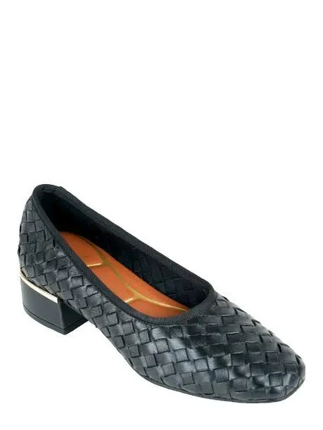 KENNETH COLE Birdie Woven Leather Pump - Black Woven Leather