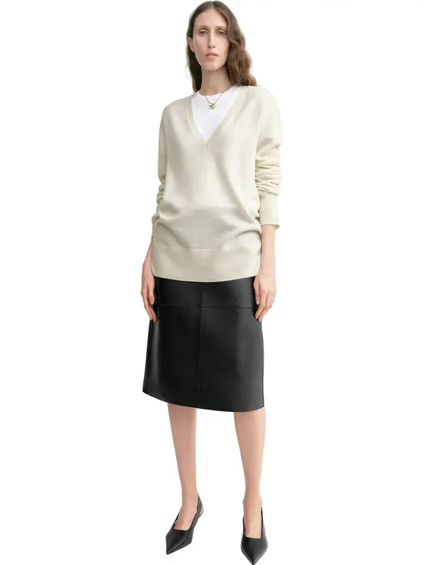 TOTEME V-neck Cashmere Knit - Ecru