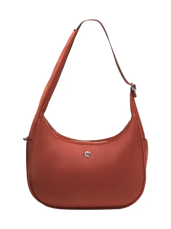 Lululemon City Essentials 4l Shoulder Bag - Cranberry Charm/silver