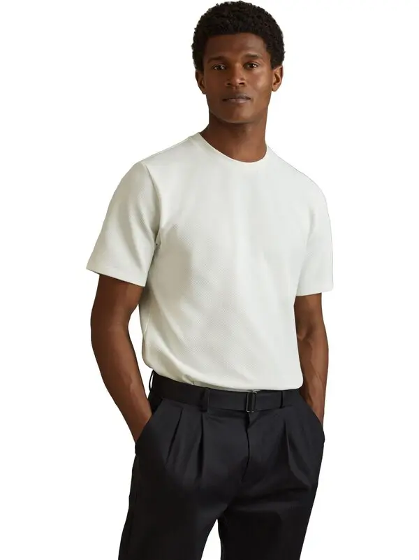 REISS Wick Textured Crew-neck T-shirt - Cream