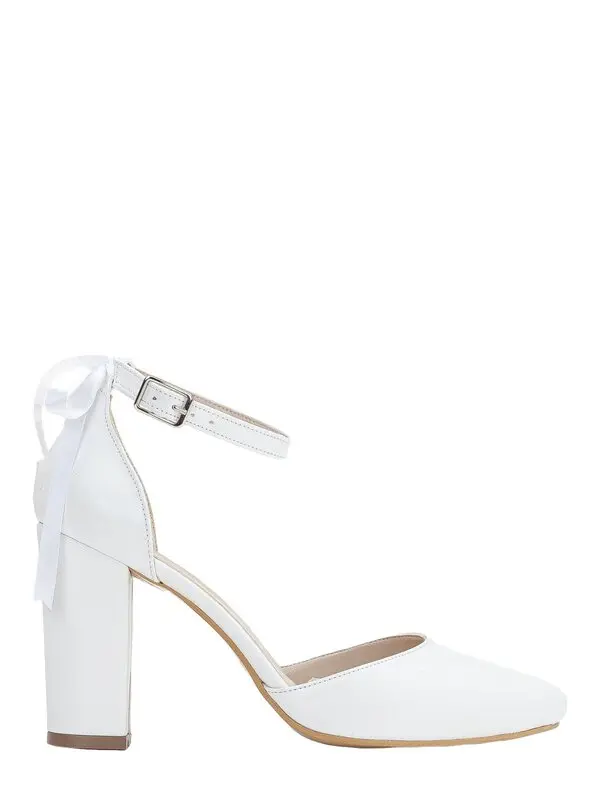 FOREVER & ALWAYS SHOES Jolie High Block Heels With Ribbon - White