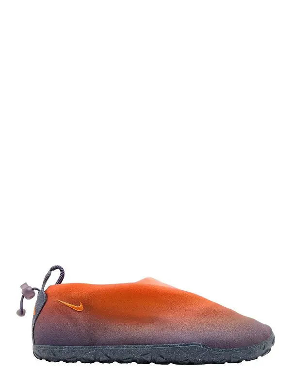 Nike Moc 3.0 - Orange