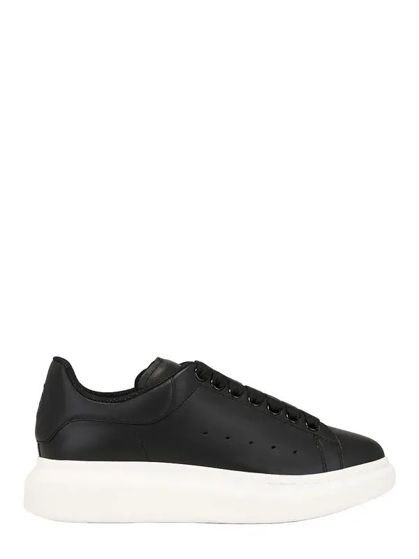 Alexander McQueen Oversized Sneaker - Black