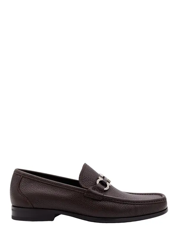FERRAGAMO Grandioso Leather Loafer With Gancini Detail - Brown