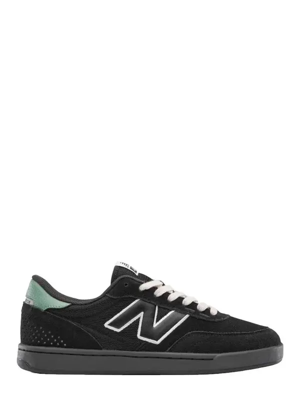 NEW BALANCE Numeric 440 V2in Sneakers - Black/white