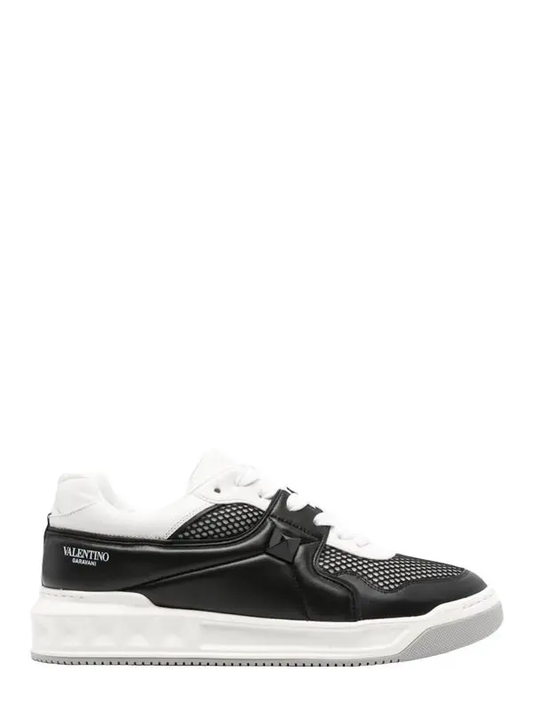 Valentino Garavani One Stud Sneakers - Black/white