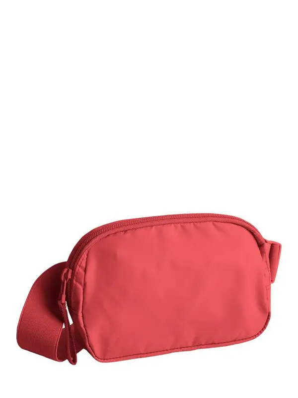 VERA BRADLEY Woodward Small Belt Bag - Red
