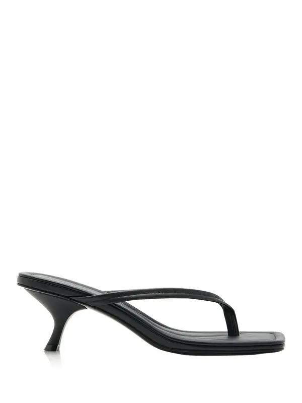 ST. AGNI Leather Thong Sandals - Black