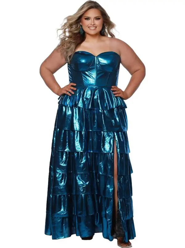 SYDNEY'S CLOSET Strapless Sweetheart Neckline Tiered Gown - Turq