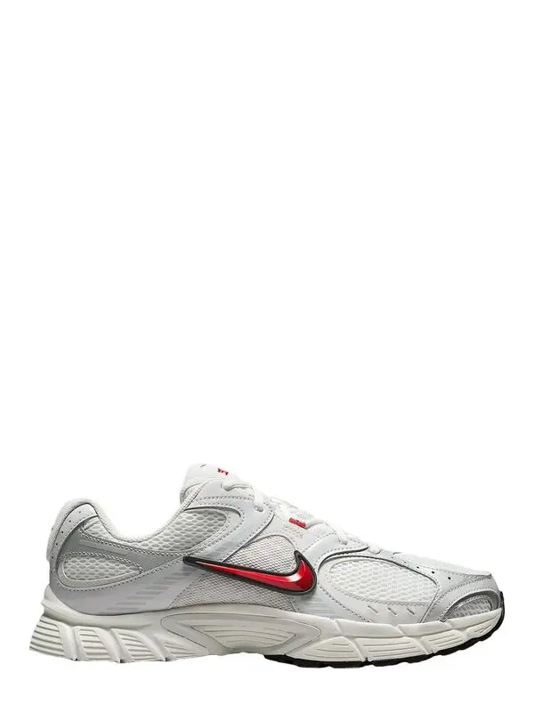 Nike V5 Rnr Sneakers - White