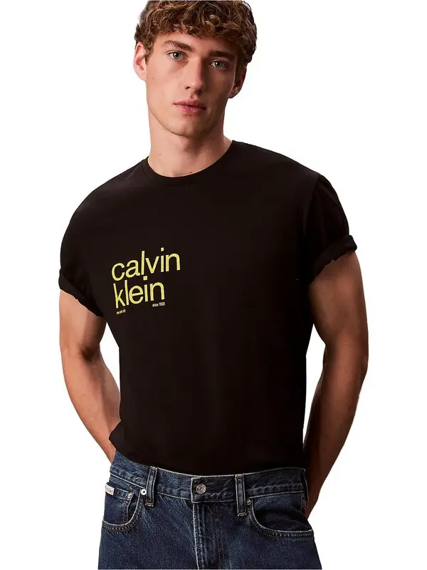 Calvin Klein Circle Graphic Relaxed T-shirt - Black