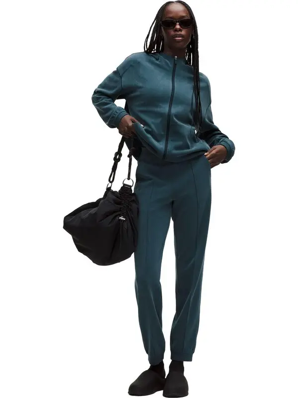 Lululemon Classic-fit High-rise Jogger - Indochine Blue