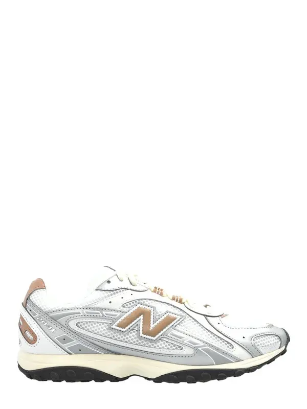 NEW BALANCE U204lswa Sports Shoes - White