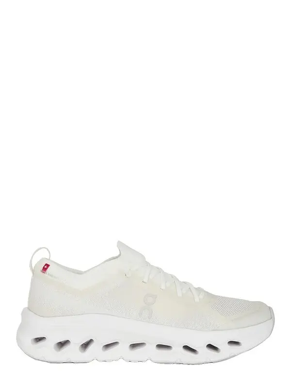 On Cloudtilt Moon Sneaker - White & Frost