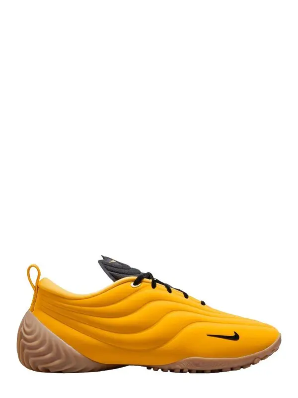 Nike Astra Ultra Sneakers - Yellow