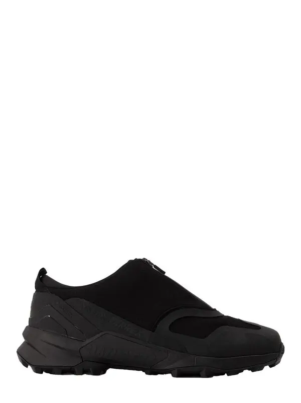Y3 Swift R3 Low Gtx Sneakers - Black