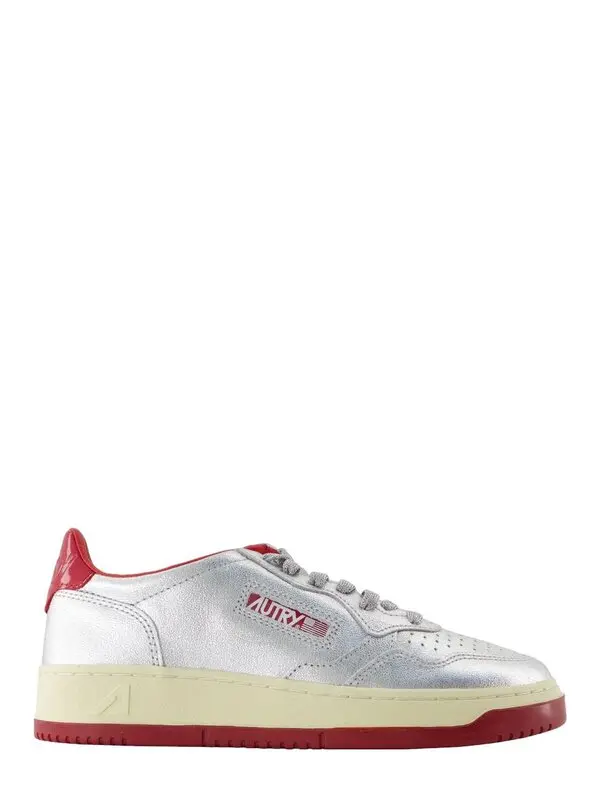 AUTRY Medalist Leather Sneakers - Silver