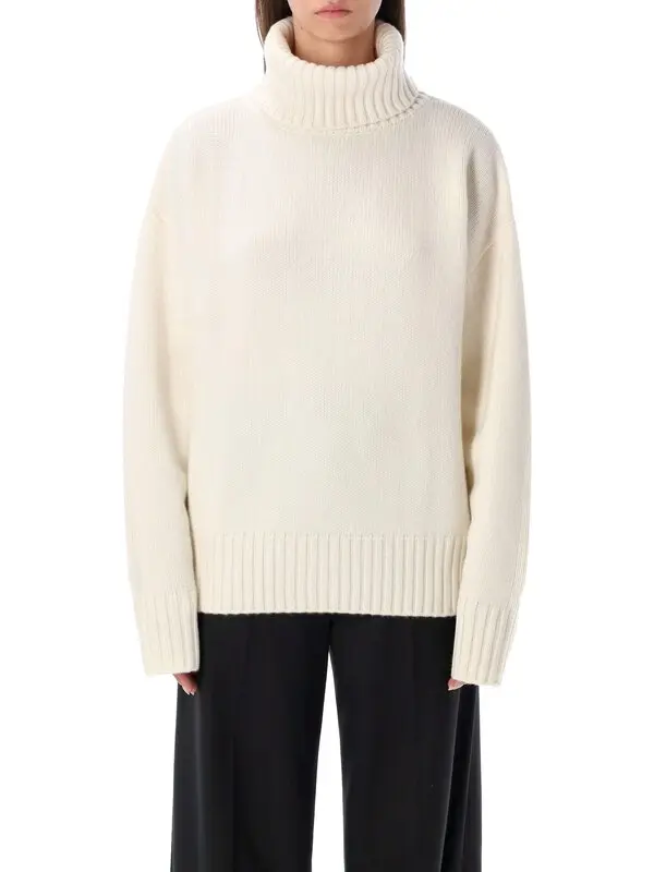 RHEA Heavy Turtleneck Sweater - Beige