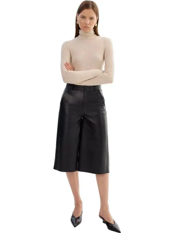 LAMARQUE Leather Bermuda Shorts - Black