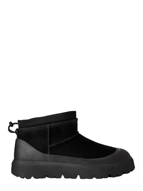 UGG Platform Pull-on Boots - Black