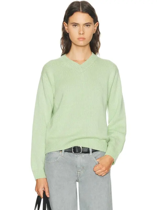 AMIYA Nevia V Neck Sweater - Light Green