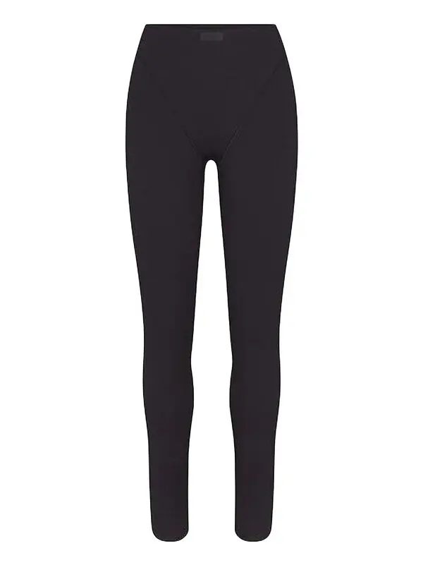 NIKESKIMS Matte V-line 26" Legging 'obsidian - Black