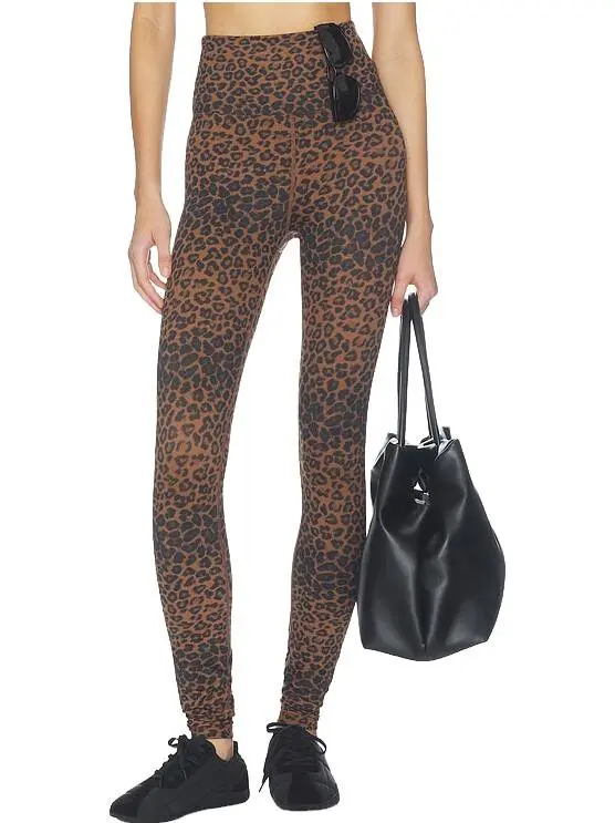 Beach Riot Piper Legging In Brown - Caramel Leopard