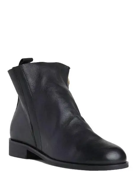 BEAUTIISOLES Renata Bootie - Black