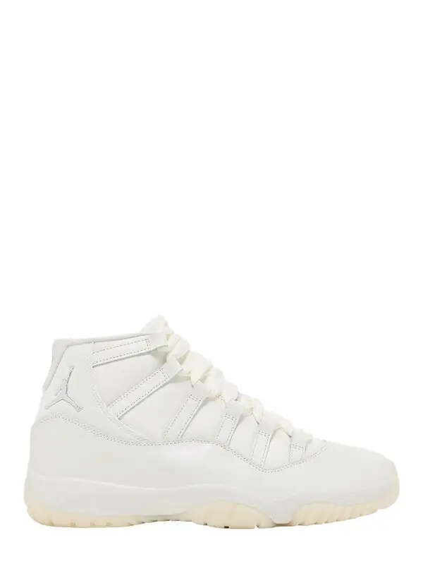 JORDAN Retro Sneakers - Cream