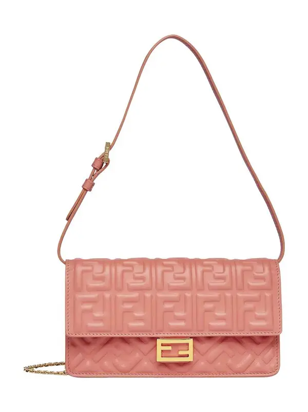 Fendi Wallet On Chain Baguette Leather Bag - Pink