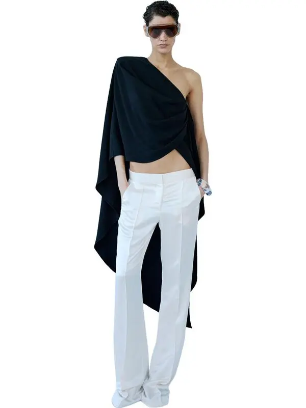 THE NEW ARRIVALS ILKYAZ OZEL Fumee Asymmetric Cape Top - Black