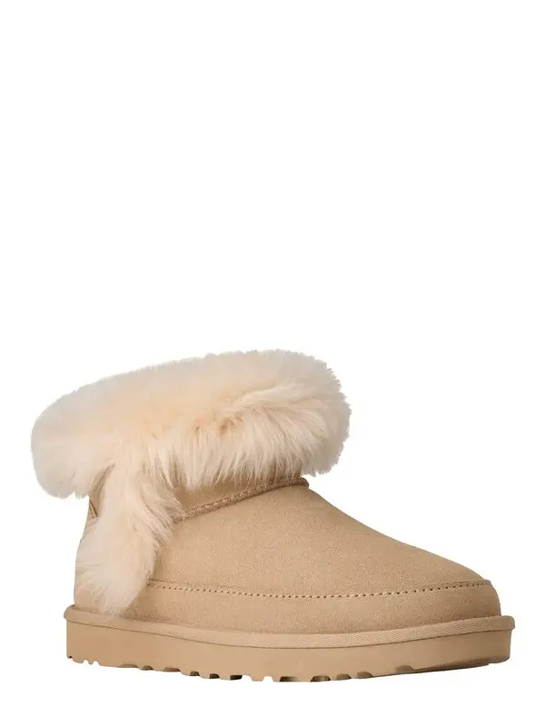 UGG Classic Ultra Mini Chalet Boot - Sandcastle