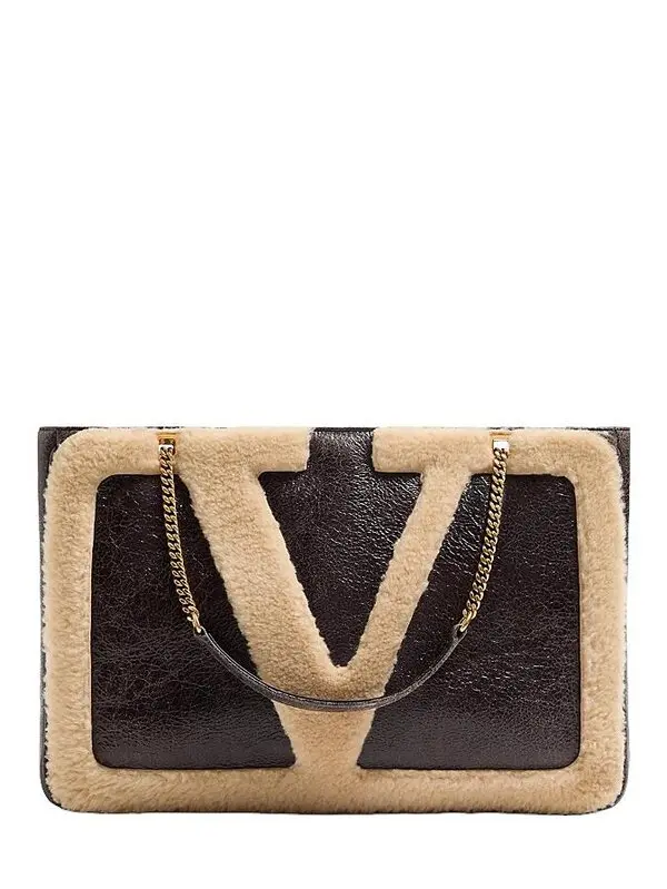 Valentino Garavani Viva Superstar Medium Shearling Shopping Shoulder Bag - Mud