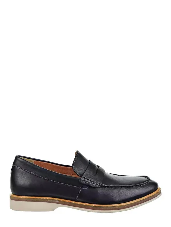 Clarks Atticus Free Leather Loafers - Black