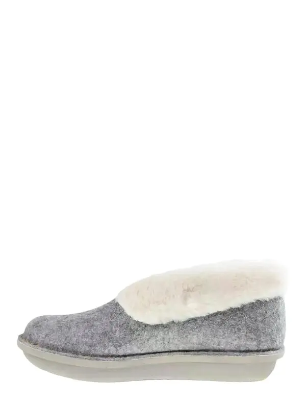 Clarks Fur Trim Step Flow Low Sandals - Grey