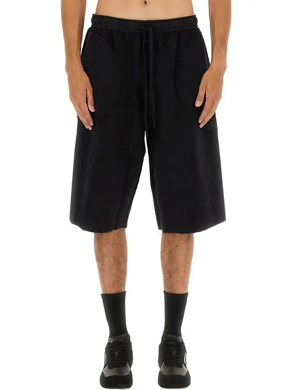 MAISON MARGIELA Shorts With Logo - Black