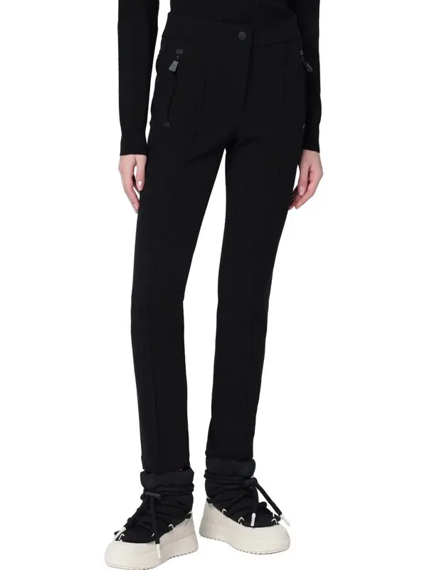 Moncler Slim Trousers In Gore-tex - Black