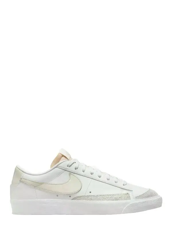 Nike Blazer Low '77 Low-top Sneakers - White