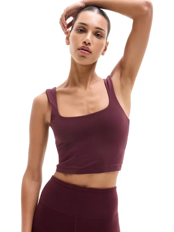 Athleta Transcend Square Neck Crop Sports Bra A-c - Garnet